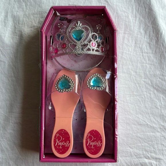 b & beauty | Toys | Princess Dress Up Shoes Tiaraprincess Hearts ...